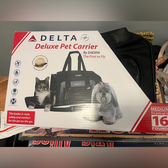 Delta | Dog | Deluxe Pet Carrier Airline Approved 6lb Medium | Poshmark